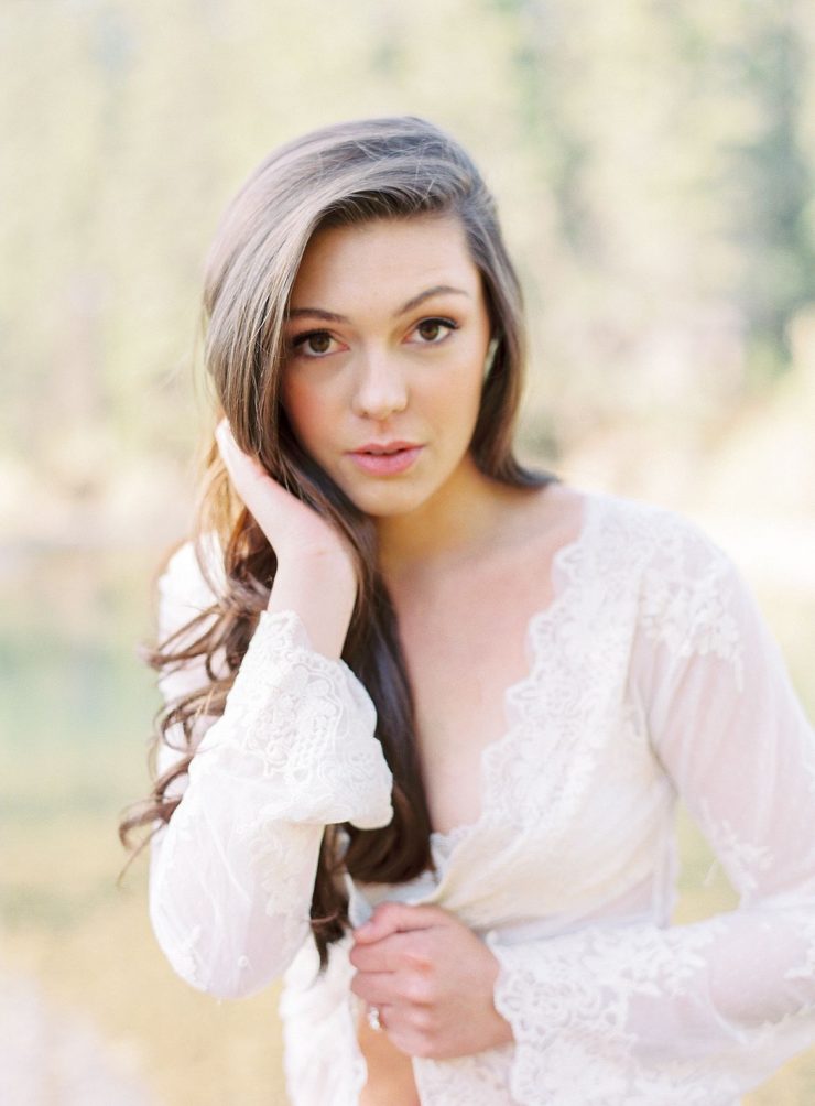 Feminine Lilac Boudoir Inspiration in Canada - The White Wren