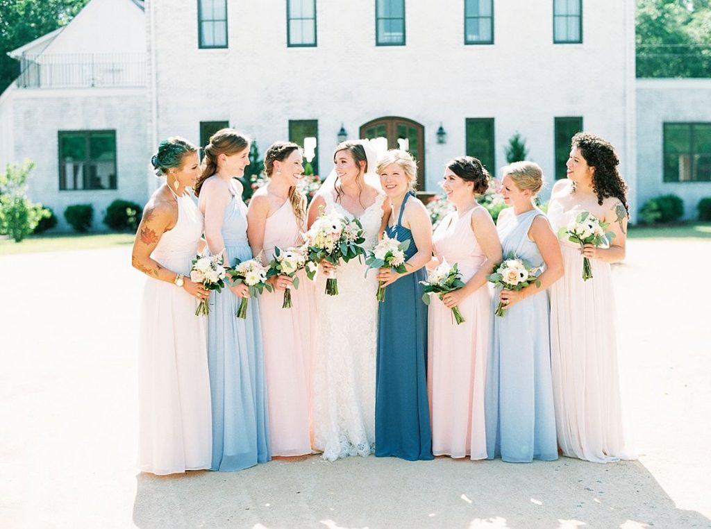 Beautifully Classic & Elegant Blue Floral Wedding: Kelly & Steve – The ...