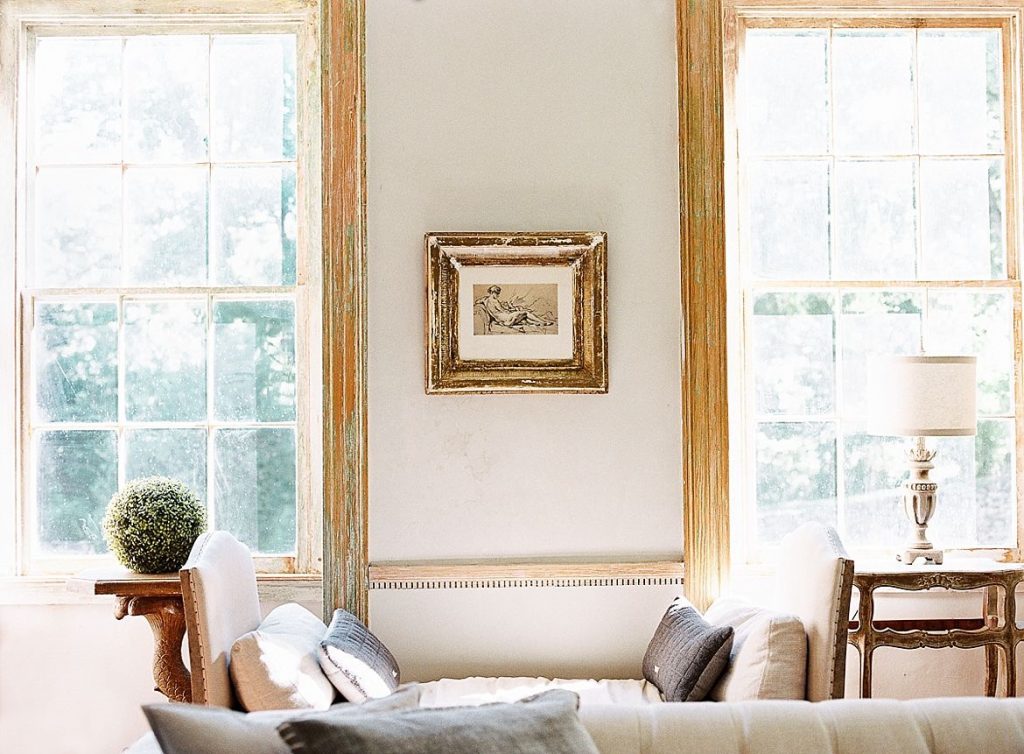 Stately & Classic Manor Wedding Inspiration - The White Wren