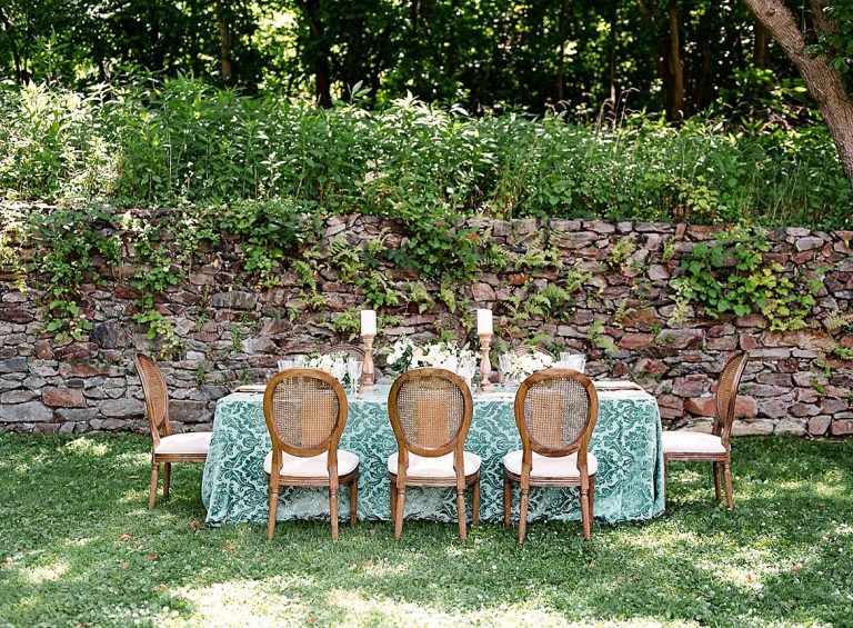 Stately & Classic Manor Wedding Inspiration – The White Wren