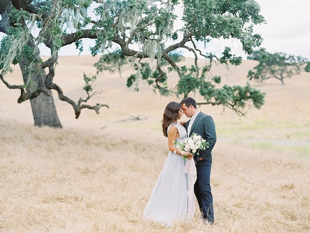 Beautiful Sun-kissed California Engagement Session: Raquel & Chris ...