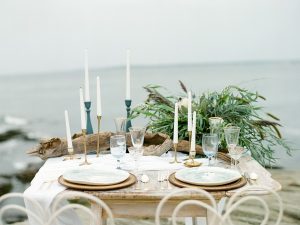 Breathtaking & Sentimental Seaside Wedding Inspiration – The White Wren