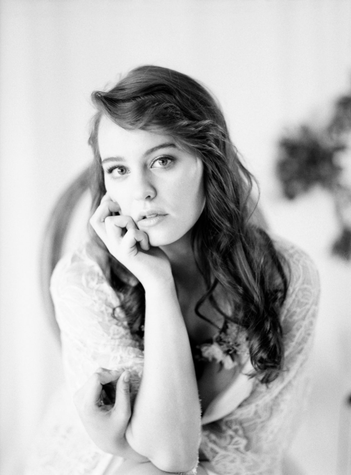 dark and light boudoir inspiration_0056 – The White Wren