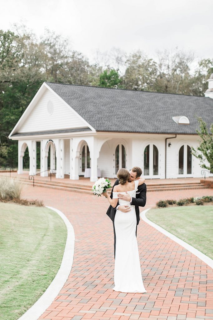 A Southern Touch of Class: Kati & George – The White Wren