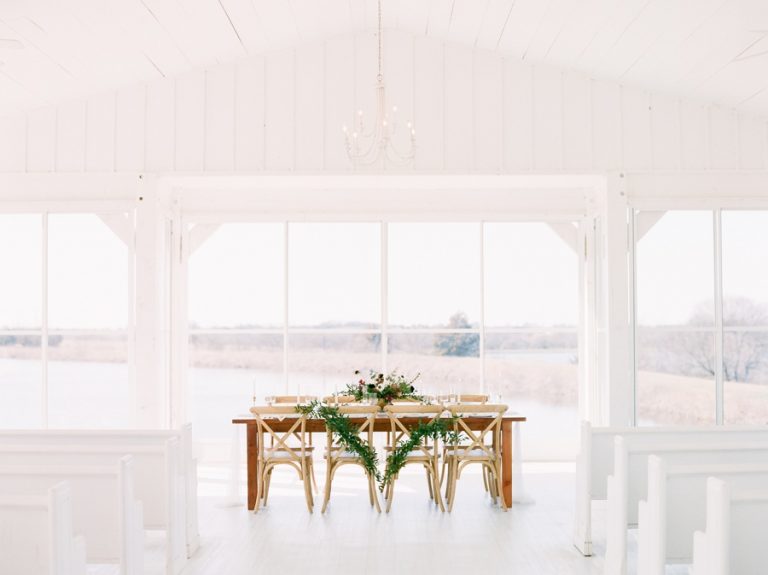 Elegant & White Wedding Inspiration – The White Wren