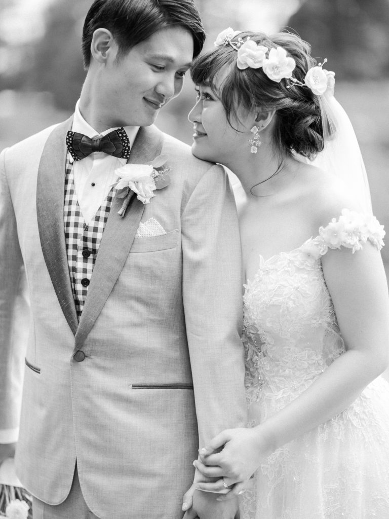 Elaine & Daniel’s Botanical Garden Wedding – The White Wren