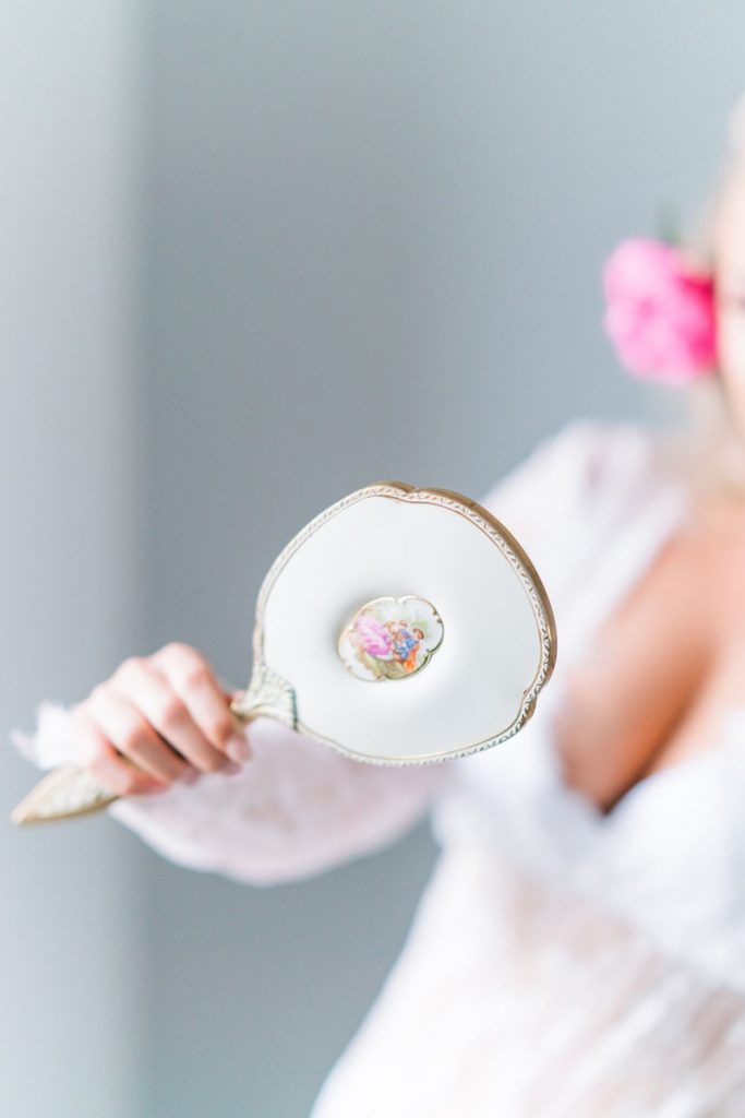 Peony Bath Boudoir – The White Wren