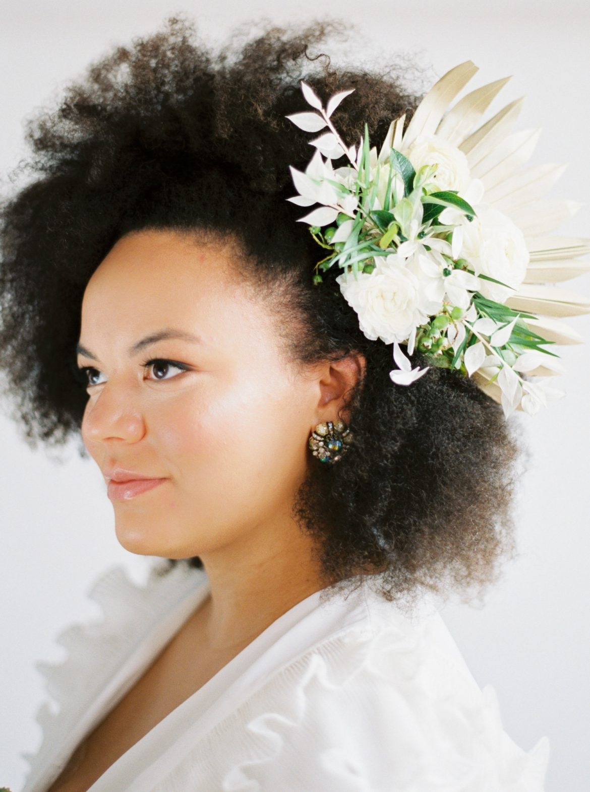 Modern Bridal Inspiration in Three Shades – The White Wren