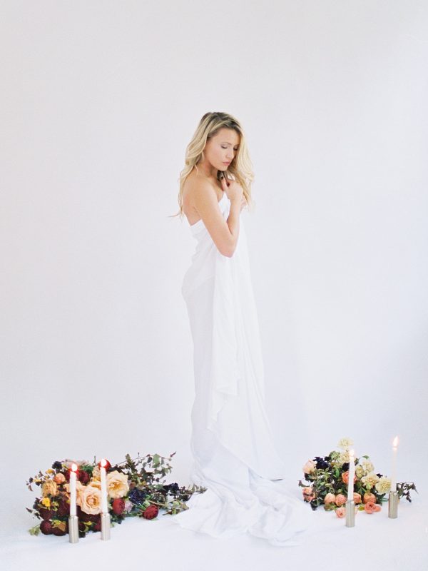 Clean White Boudoir - The White Wren