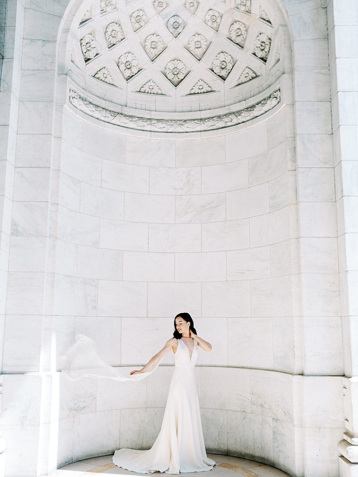 An Elopement at the New York Public Library – The White Wren