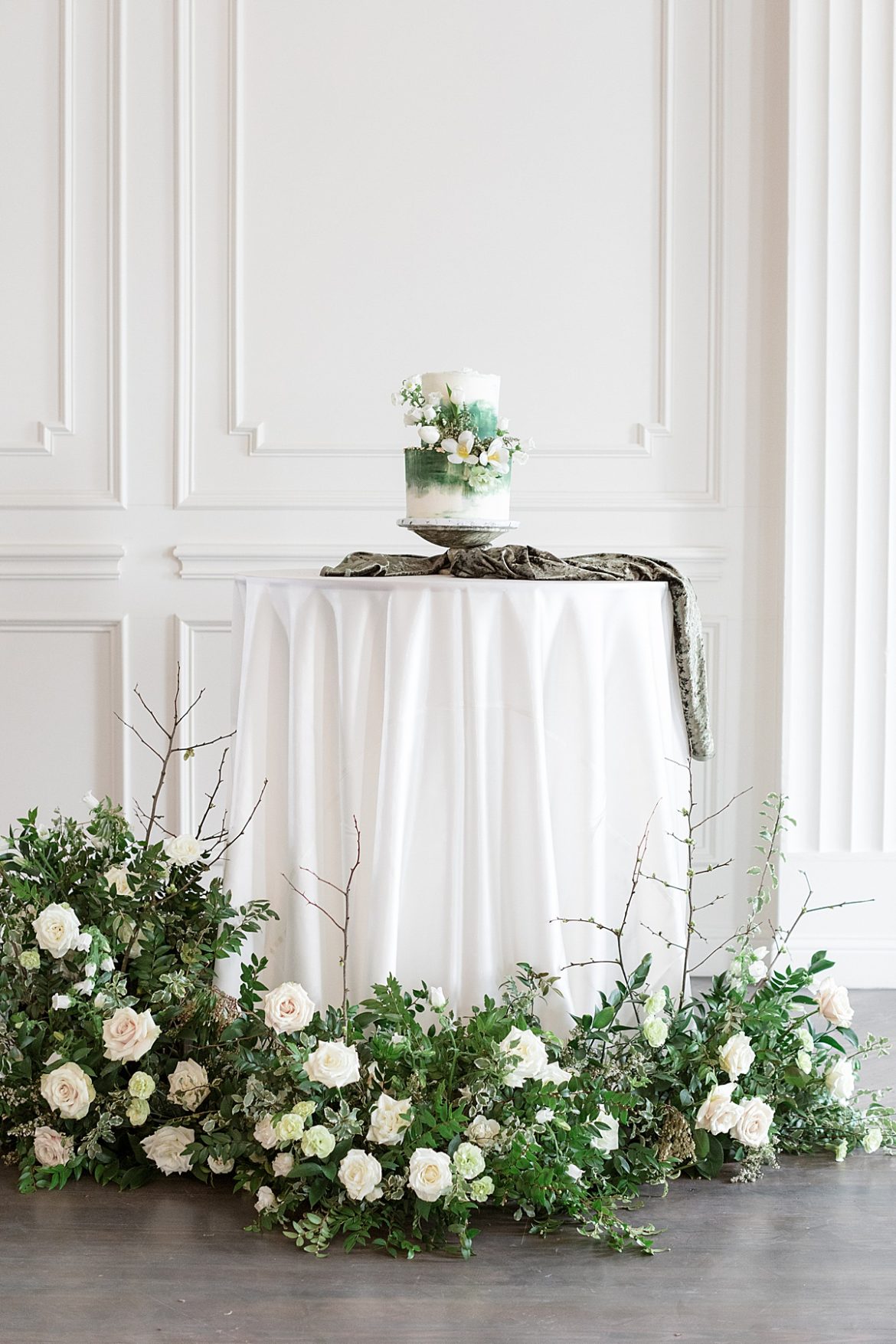 Classic + Clean Wedding Inspiration – The White Wren