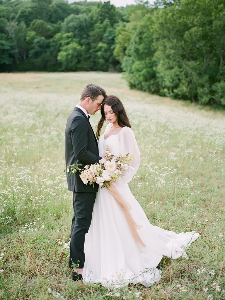 Organic Farm Wedding Inspiration – The White Wren