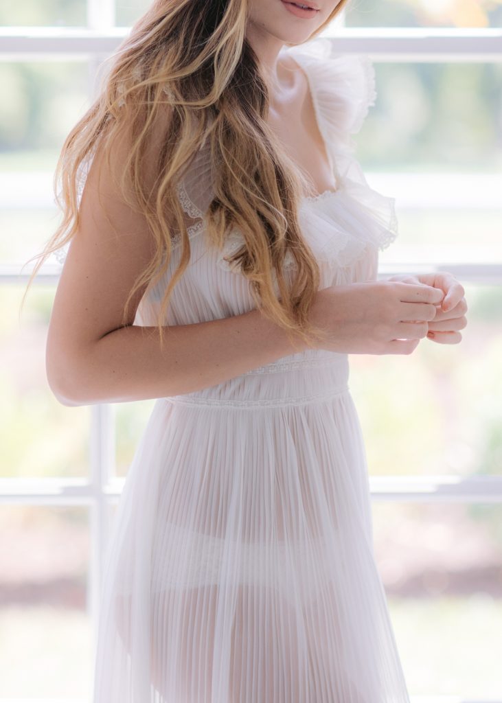 White Light Boudoir - The White Wren
