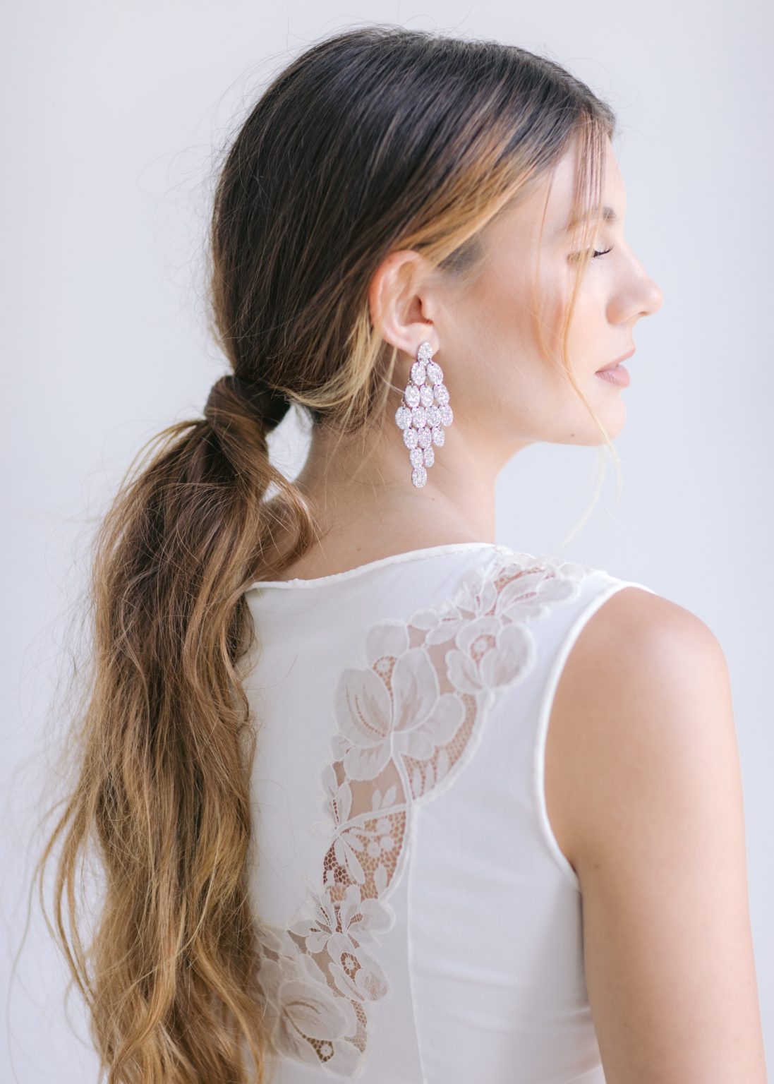 White Light Boudoir – The White Wren