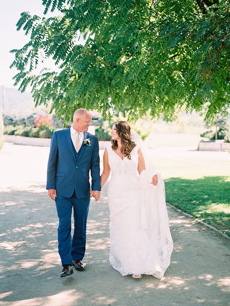 Dutch Inspired Vineyard Wedding - The White Wren