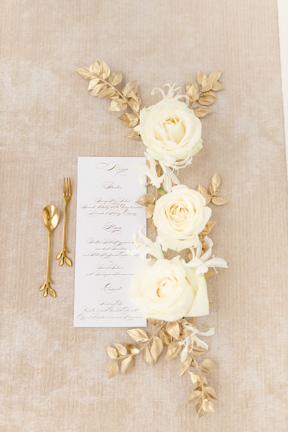 Elegant Golden Wedding Inspiration – The White Wren