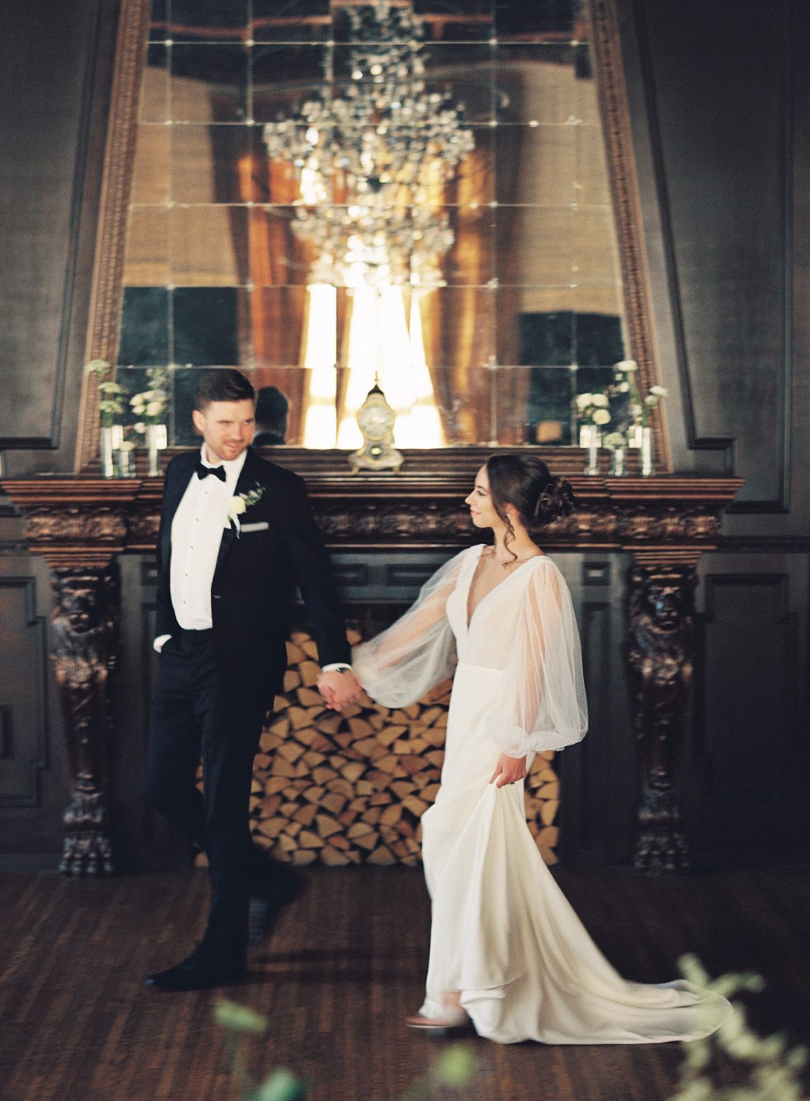 A Modern and Minimal Elopement with Shades of Blue – The White Wren