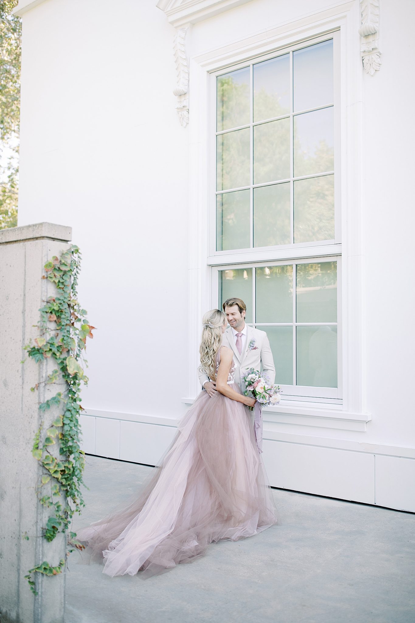 Monet Inspired Editorial – The White Wren