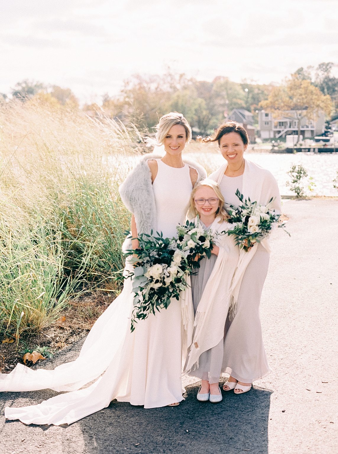 Madden & Steven’s River View Wedding – The White Wren