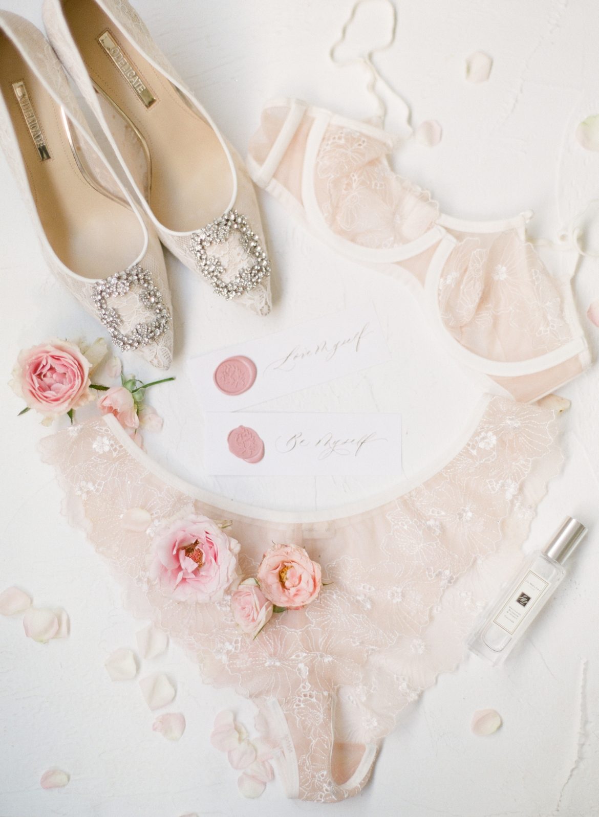 Soft Bridal Boudoir with a Milk Bath - The White Wren