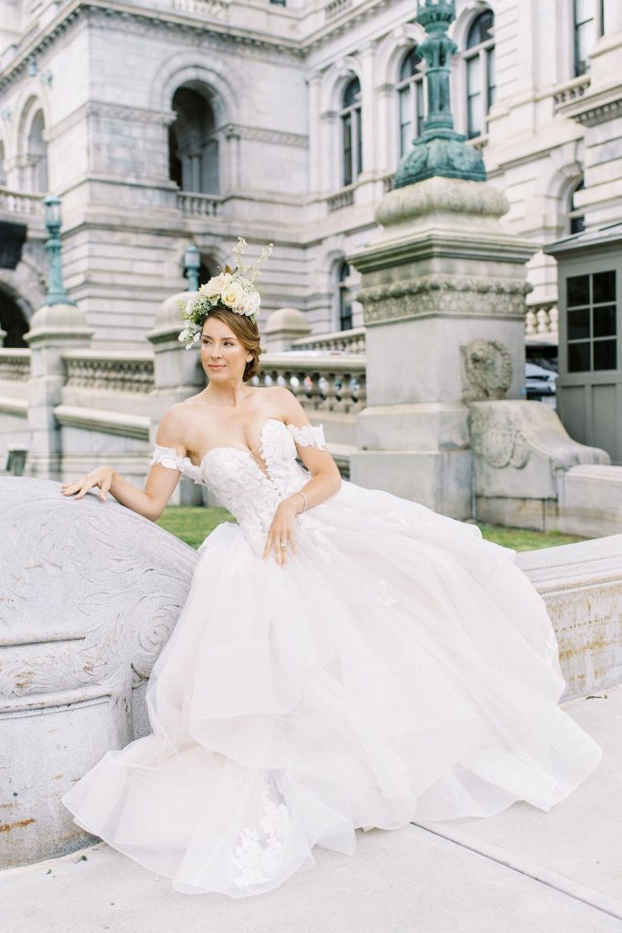 Two Bridal Looks in the City – The White Wren