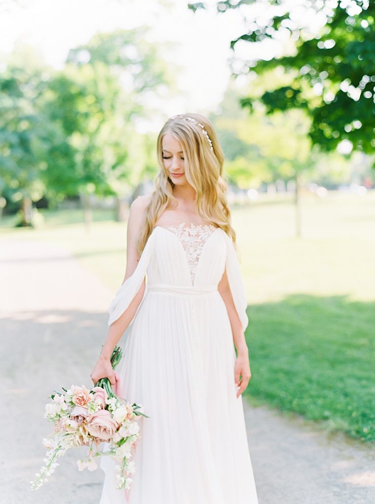 Dundurn Castle Bridal – The White Wren