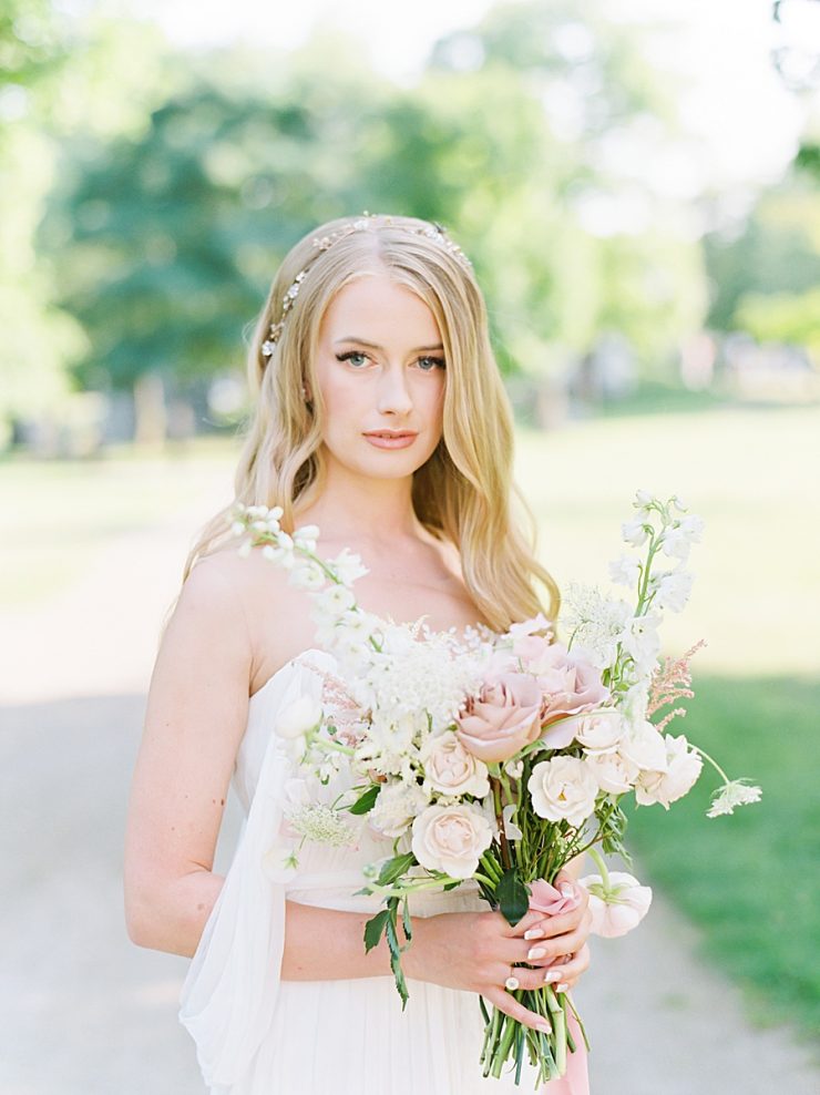 Dundurn Castle Bridal – The White Wren