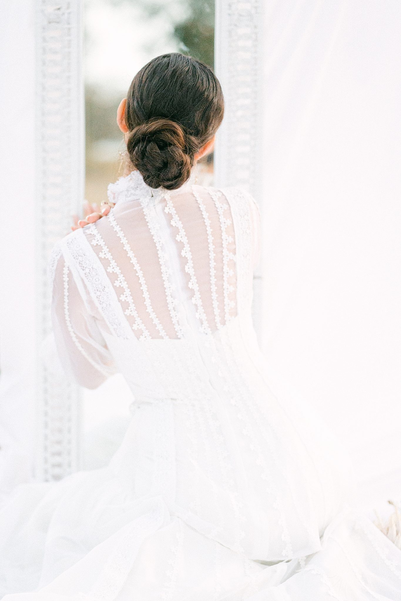Lacy Bridal Inspiration – The White Wren