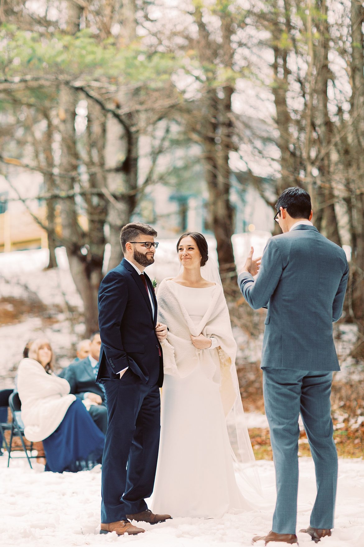 Wesley & Mishaela’s Winter Wedding – The White Wren