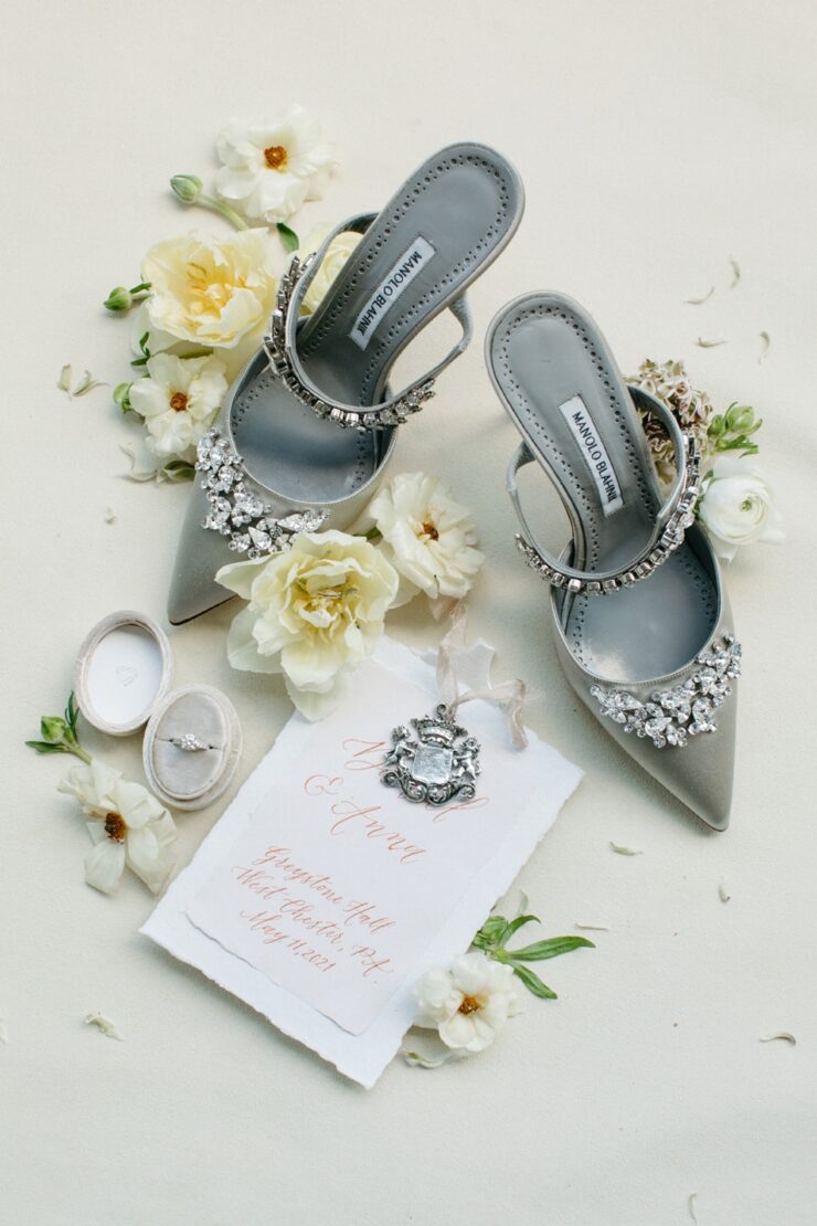 Old World with a Modern Twist – The White Wren