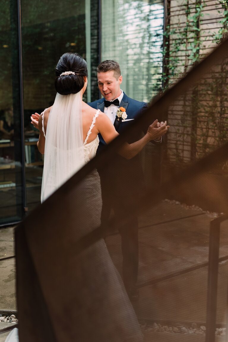 Jaclyn & Frank’s South Congress Hotel Wedding – The White Wren