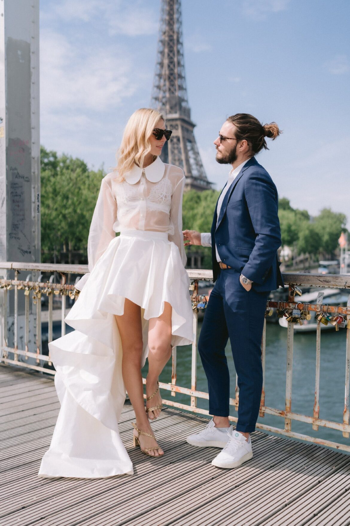 A Modern Couple in Paris - The White Wren