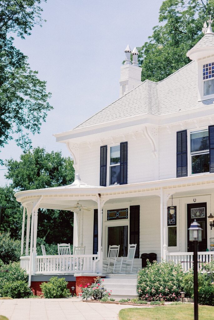 Old English Garden Wedding Inspiration – The White Wren