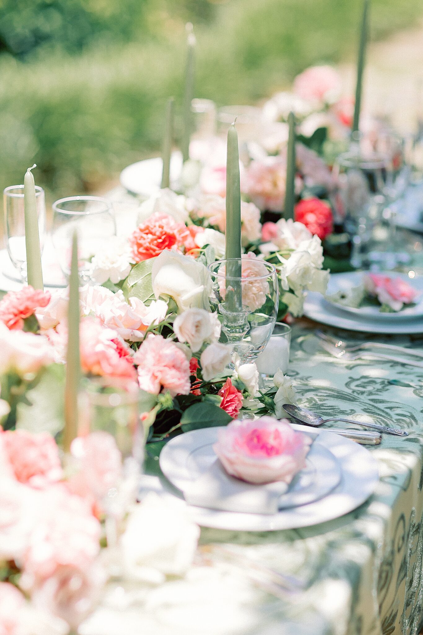 Old English Garden Wedding Inspiration - The White Wren