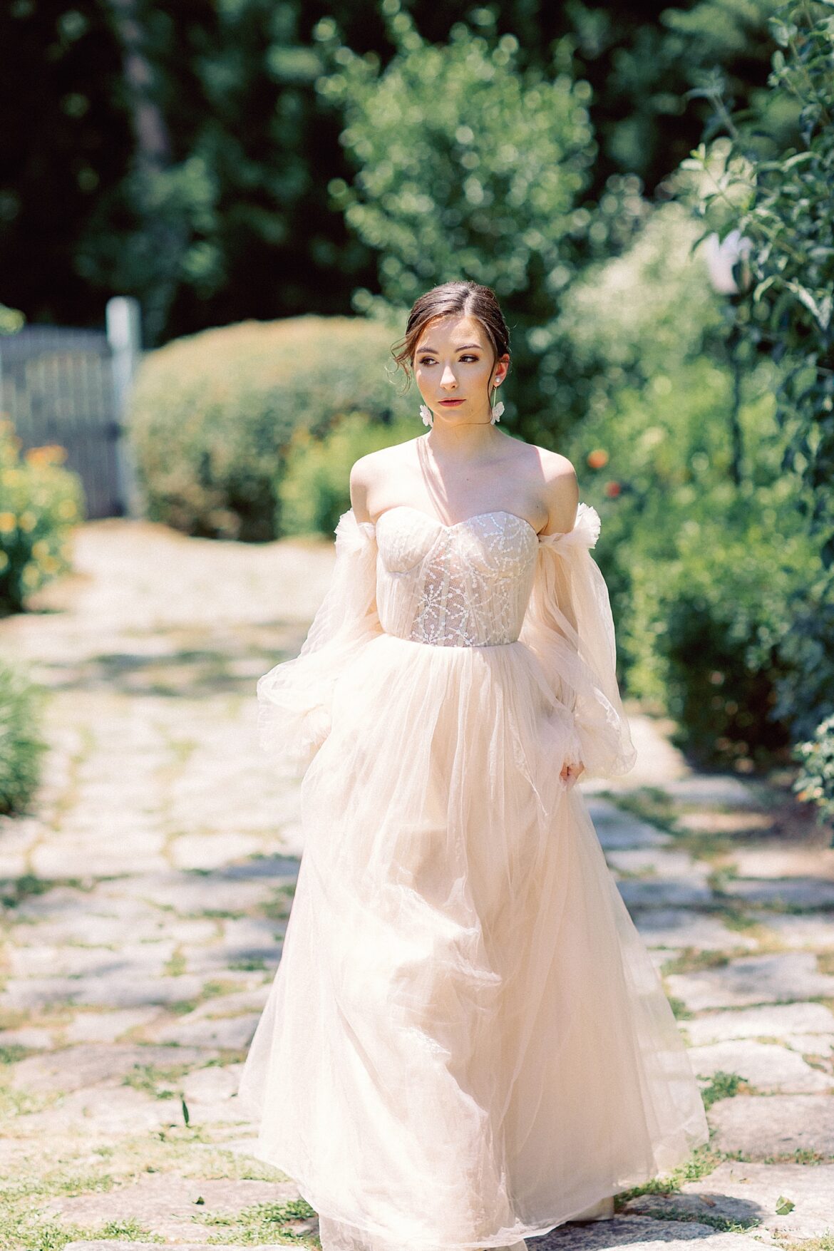 Old English Garden Wedding Inspiration – The White Wren