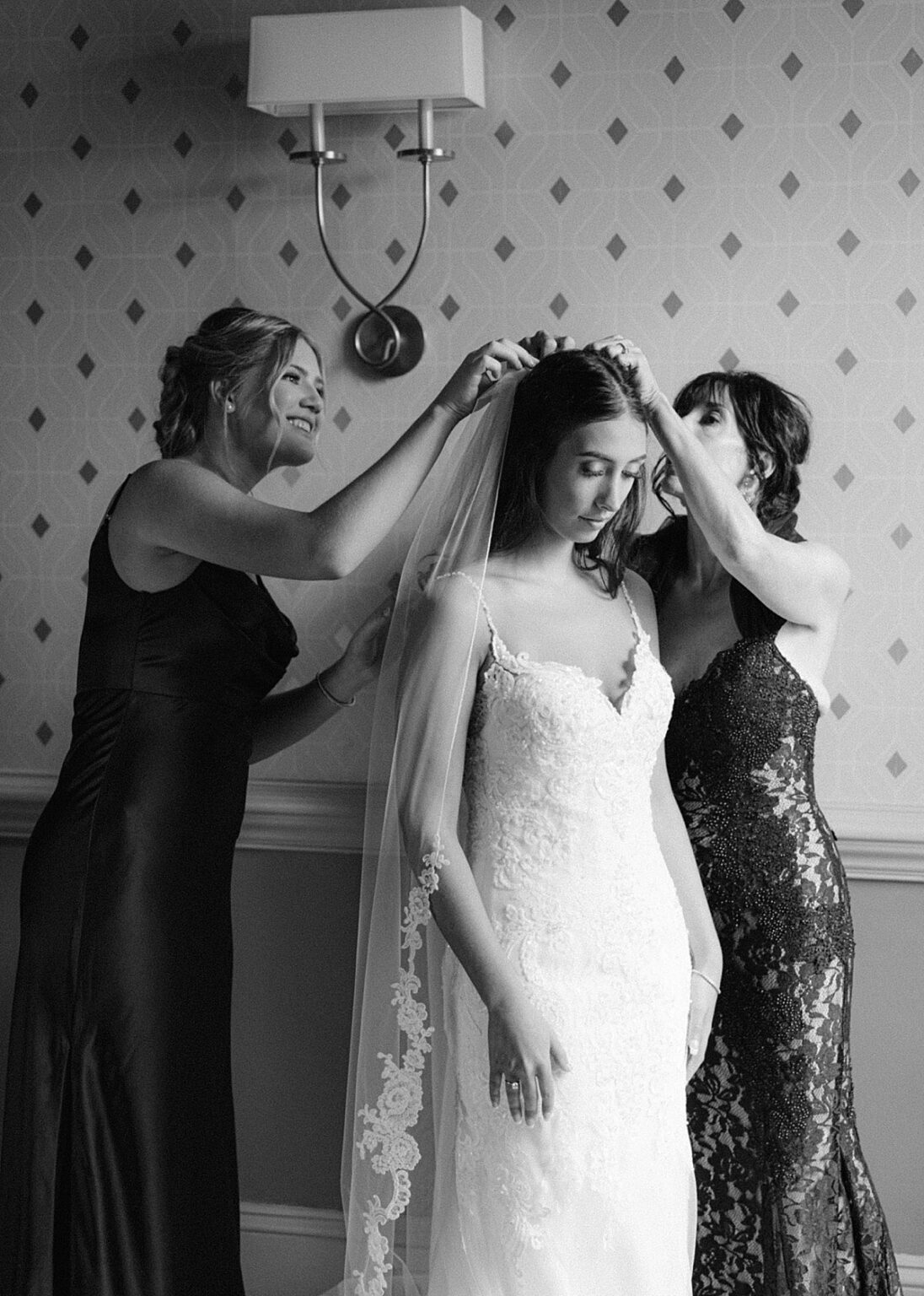 Ava & Joe's St. Joseph's Villa Wedding - The White Wren