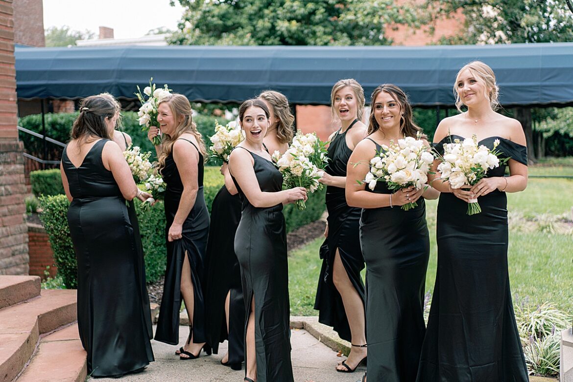 Ava & Joe’s St. Joseph’s Villa Wedding – The White Wren